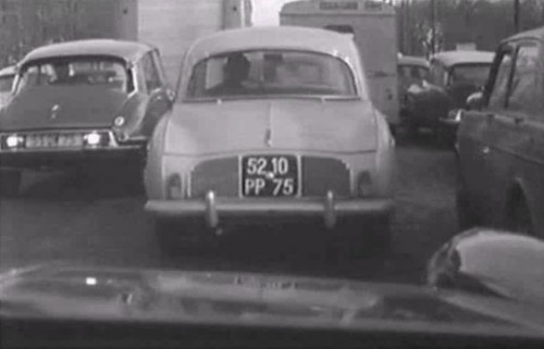 IMCDb.org: 1964 Renault Dauphine Export [R1094] in "Déclic et des ...