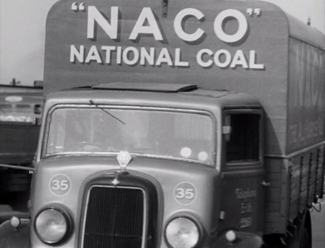 IMCDb.org: 1935 Fordson BBE in "Roadways, 1937"