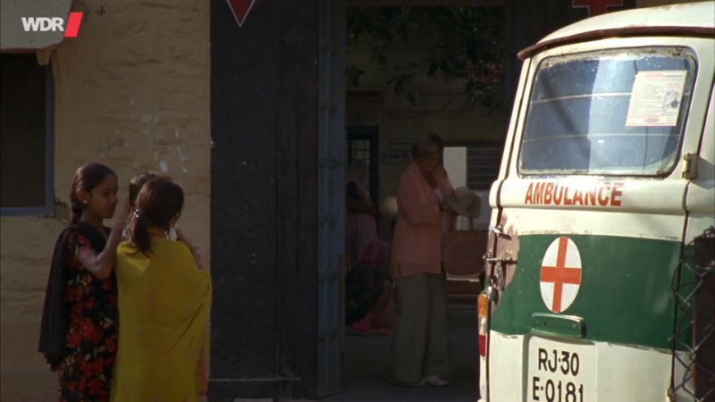 IMCDb.org: Bajaj-Tempo Matador in "Der indische Ring, 2008"