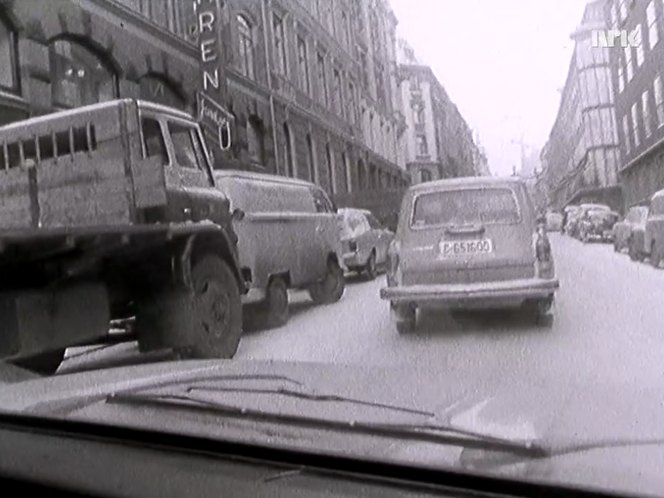IMCDb.org: 1962 Bedford TK in "Kan kollektivtransport løse Oslos trafikkproblem?, 1970"