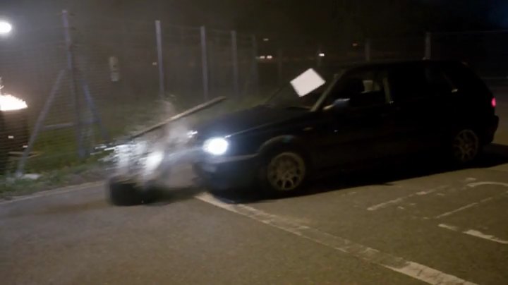 IMCDb.org: Volkswagen Golf III [Typ 1H] in "Tripped, 2015"