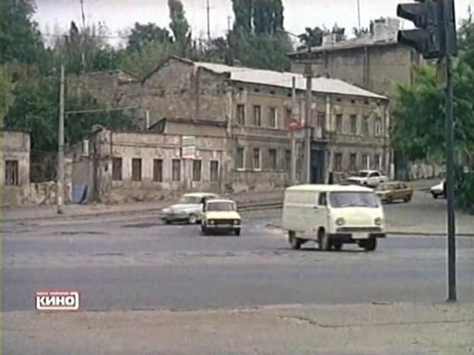 IMCDb.org: 1981 ErAZ 762 V in "В русском стиле (In Russian Style), 1991"