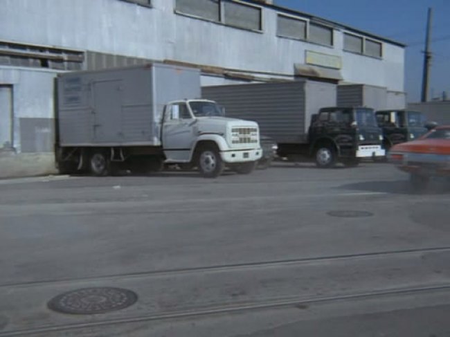 IMCDb.org: 1966 GMC HM-Series in "The Streets of San Francisco, 1972-1977"