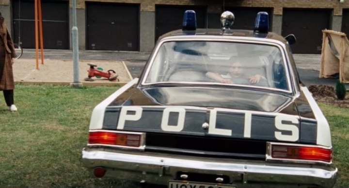 IMCDb.org: 1974 Plymouth Valiant Polis [VL41] in "Svinalängorna, 2010"