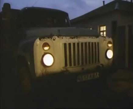 IMCDb.org: 1985 GAZ 53 in "Охламон (Blockhead), 1993"
