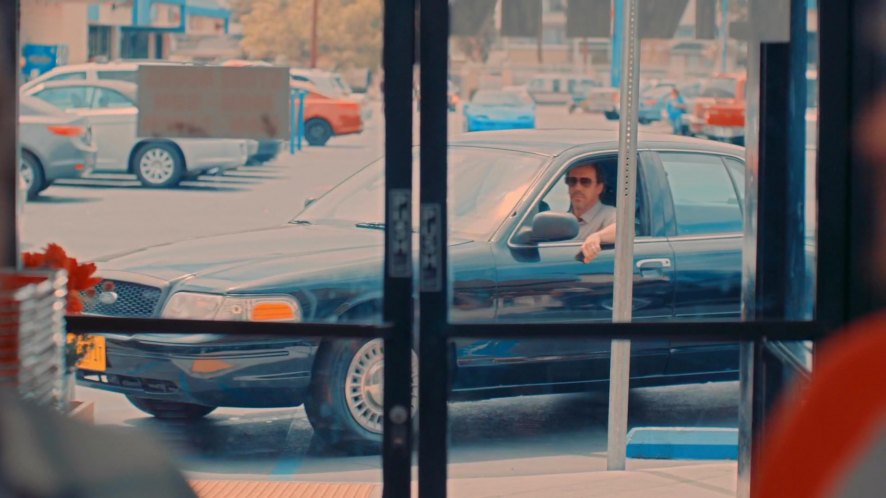 IMCDb.org: 2001 Ford Crown Victoria Police Interceptor [P71] in "Big ...